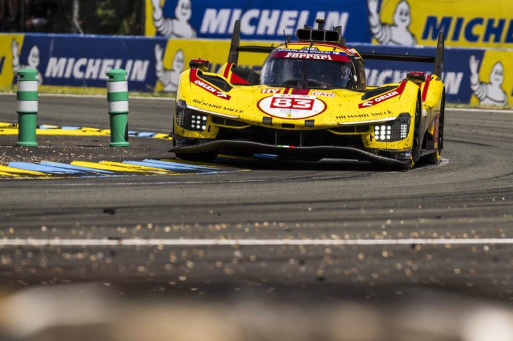 24 Ore Le Mans 2025, vince la #83 Ferrari di Kubica, Hanson e Ye!